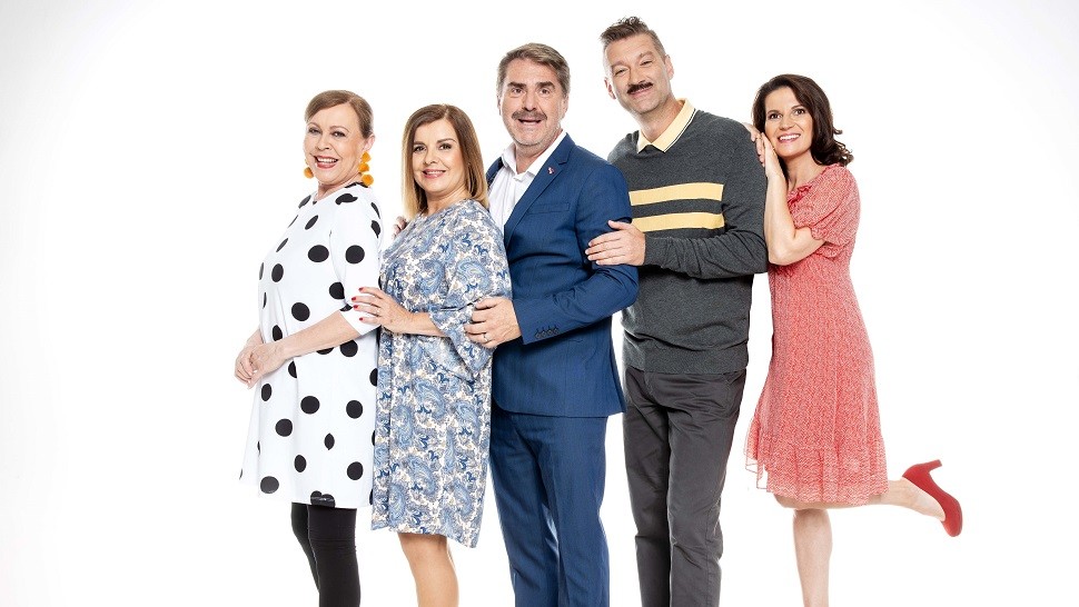 Víťazný návrat kultového komediálneho seriálu Susedia - Bratislavský ...
