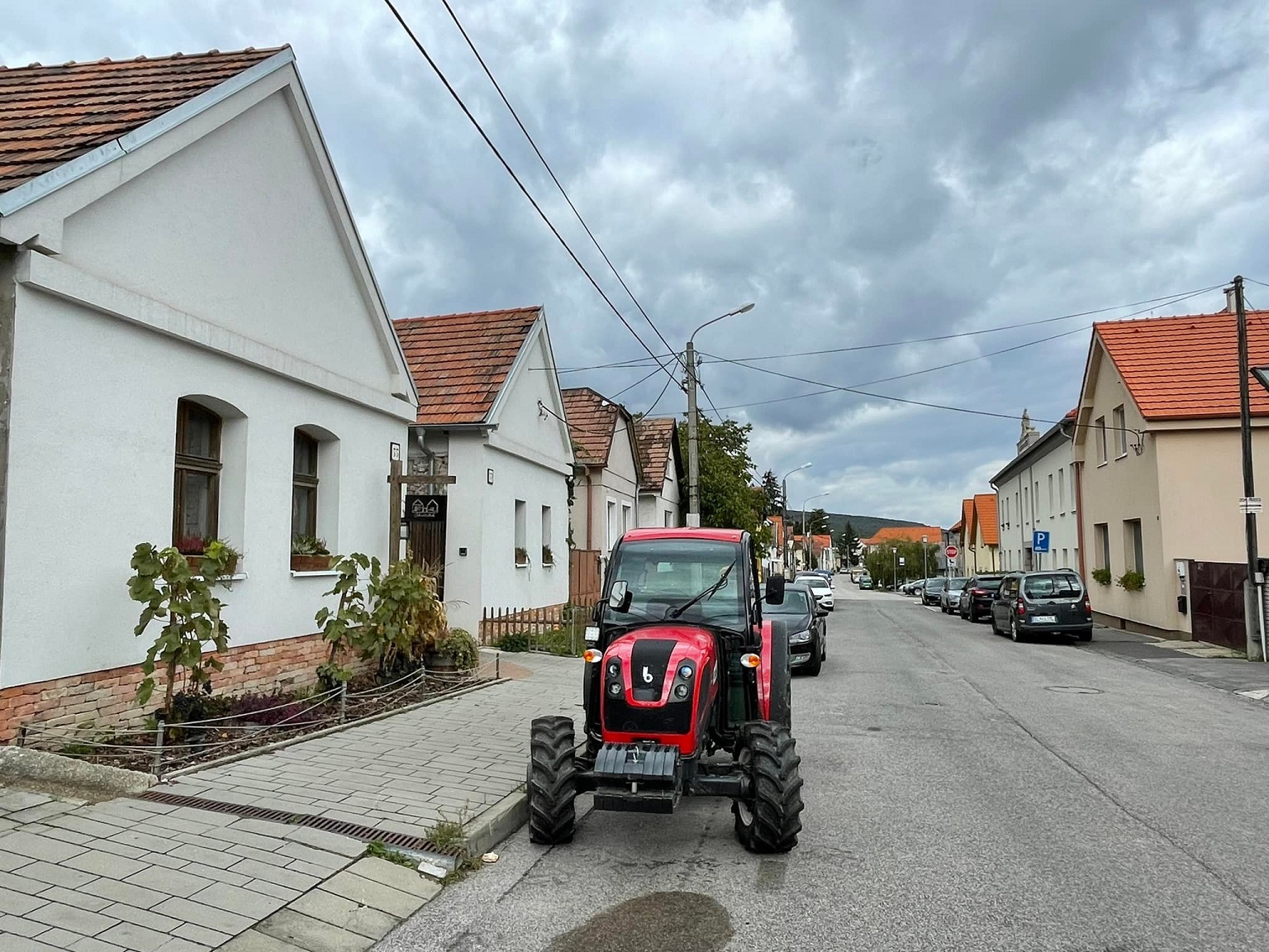Valentínsky večer vo Vinárstve Chvostek: Šansóny, víno a romantická ...