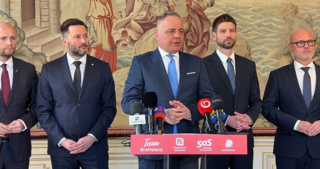 Vallo ide opäť na primátora, Droba na župana. PS, SaS, Team Bratislava ...